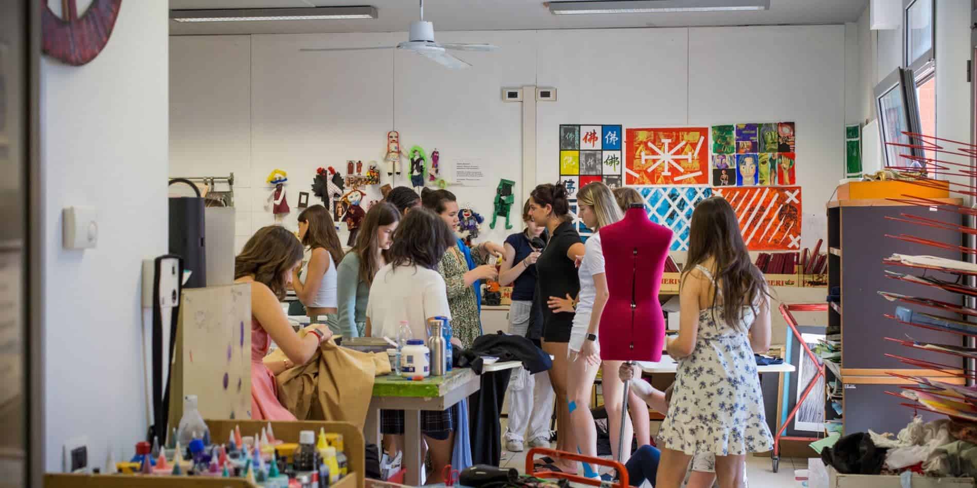 IS Milan fashion, art and design summer camp | World Camps